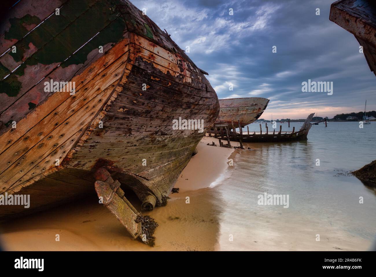 Magouer ship cemetery on the river Etel, long exposure, Plouhinec ...