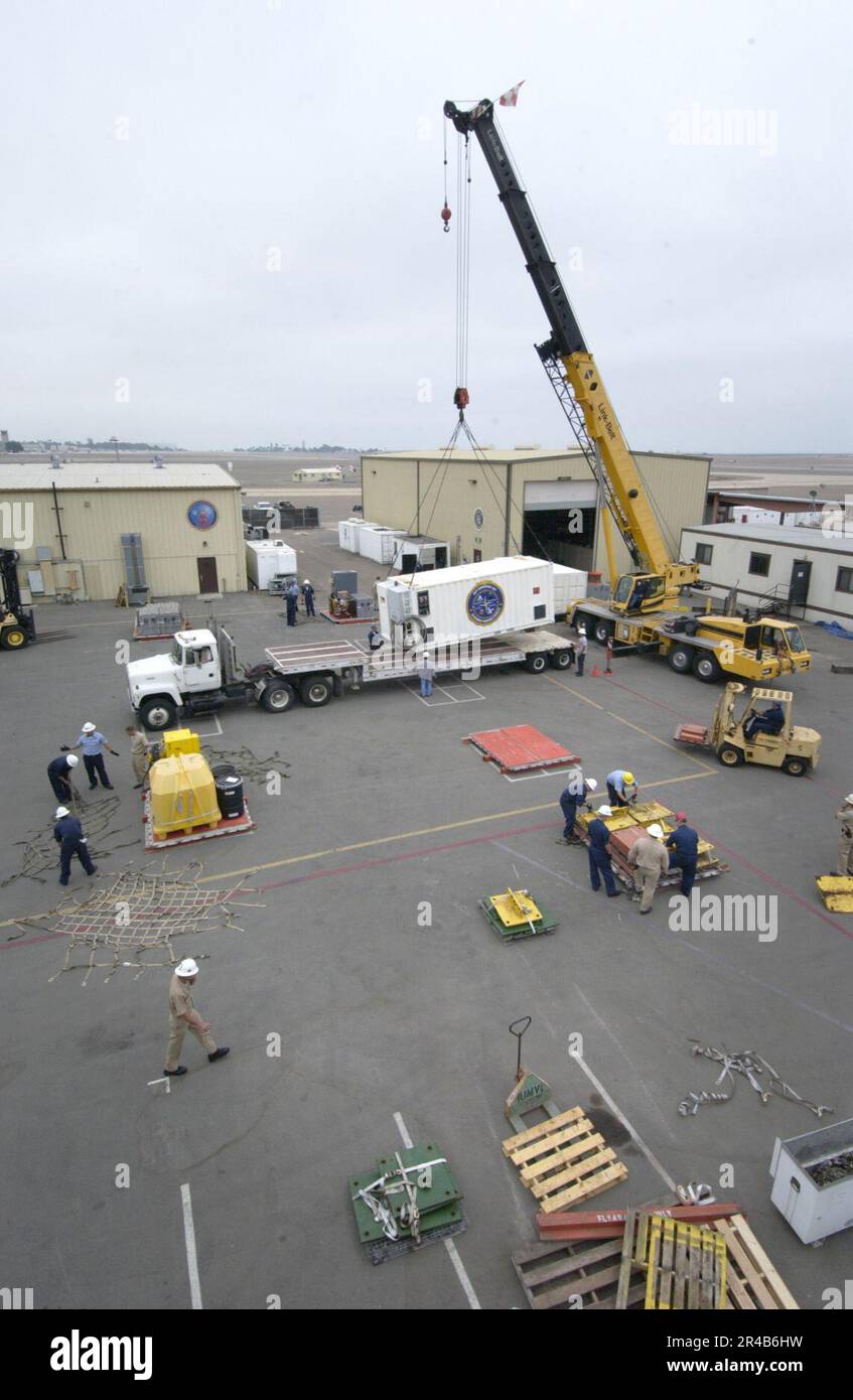 US Navy ROV Super Scorpio is made ready for deployment Stock Photo - Alamy