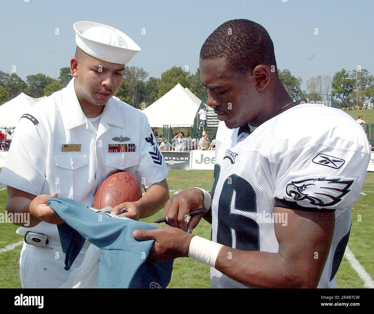Lito sheppard eagles hi-res stock photography and images - Alamy