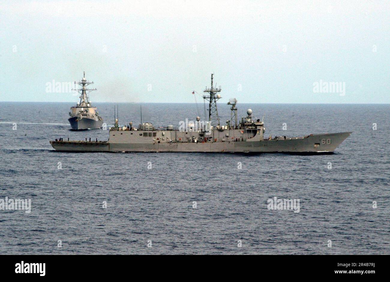 US Navy The guided missile destroyers USS Rodney M. Davis (FFG 60) and ...