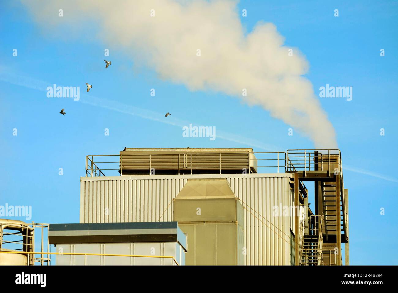 Air pollution at a chemical factory Stock Photo - Alamy