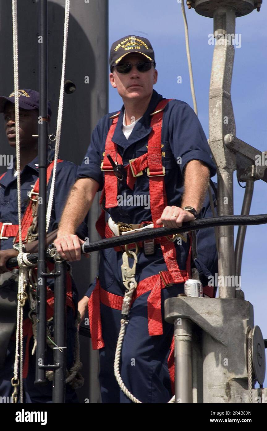 US Navy Commanding Officer, USS San Francisco (SSN 711), Cmdr. watches ...