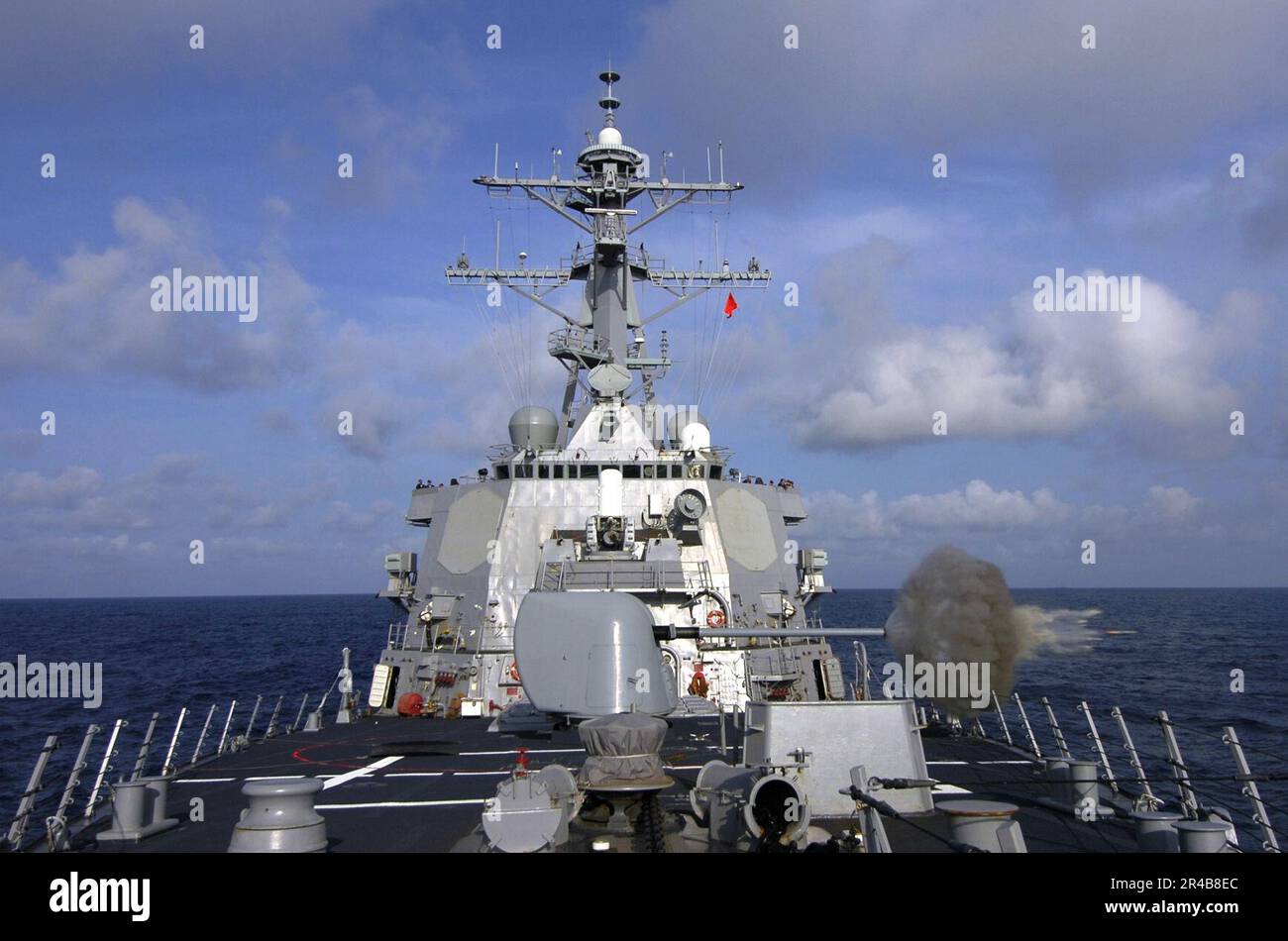 US Navy The Arleigh Burke-class guided missile destroyer USS Russell ...