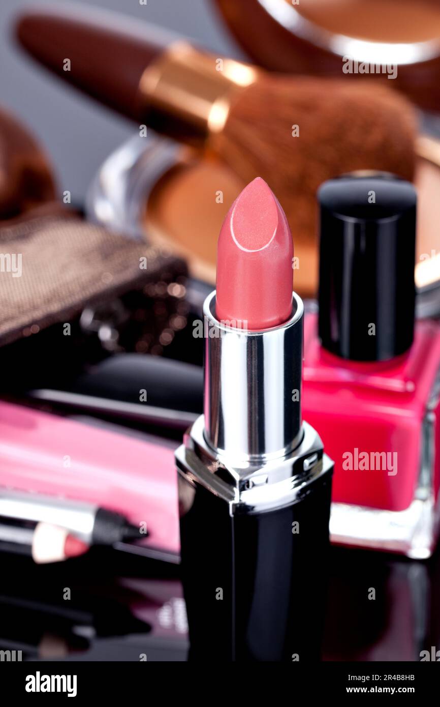 Cosmetics accessory hi-res stock photography and images - Alamy