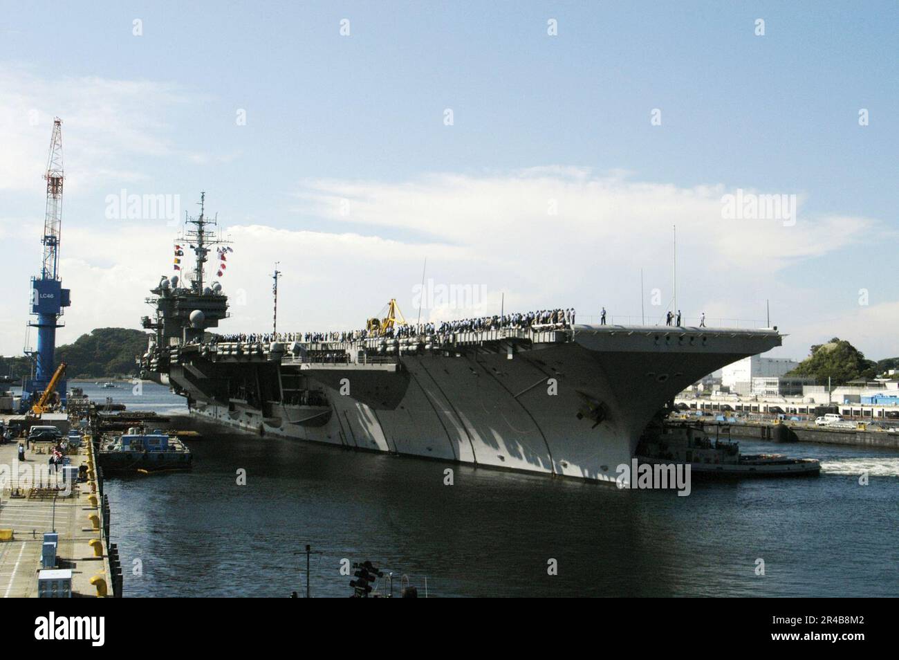 US Navy The conventionally powered aircraft carrier USS Kitty Hawk (CV ...