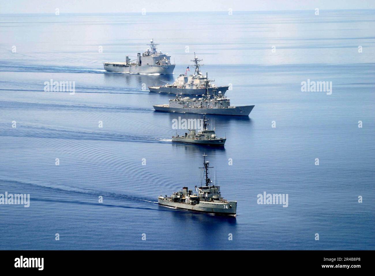 US Navy A combined U.S. Navy and Philippine Navy task group underway ...