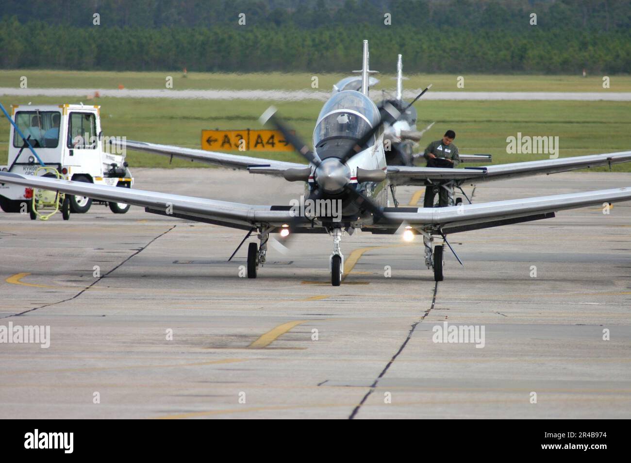 US Navy Training Air Wing Six, T-6A Texan II turboprop trainers on ...