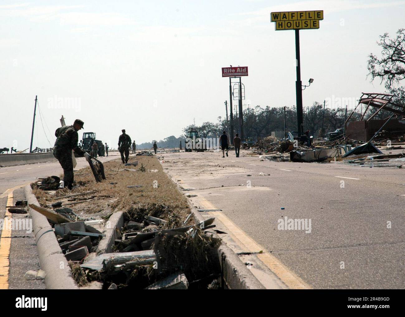 US Navy U.S. Navy Seabees from Construction Battalion Center, Gulfport ...
