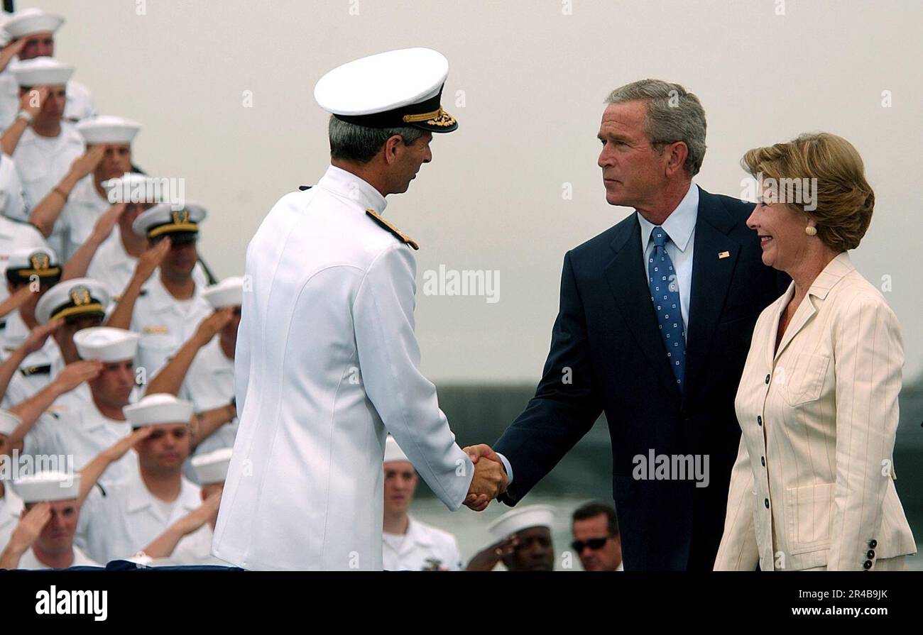 US Navy Commander, Naval Air Forces Pacific, Vice Adm. James Zortman ...