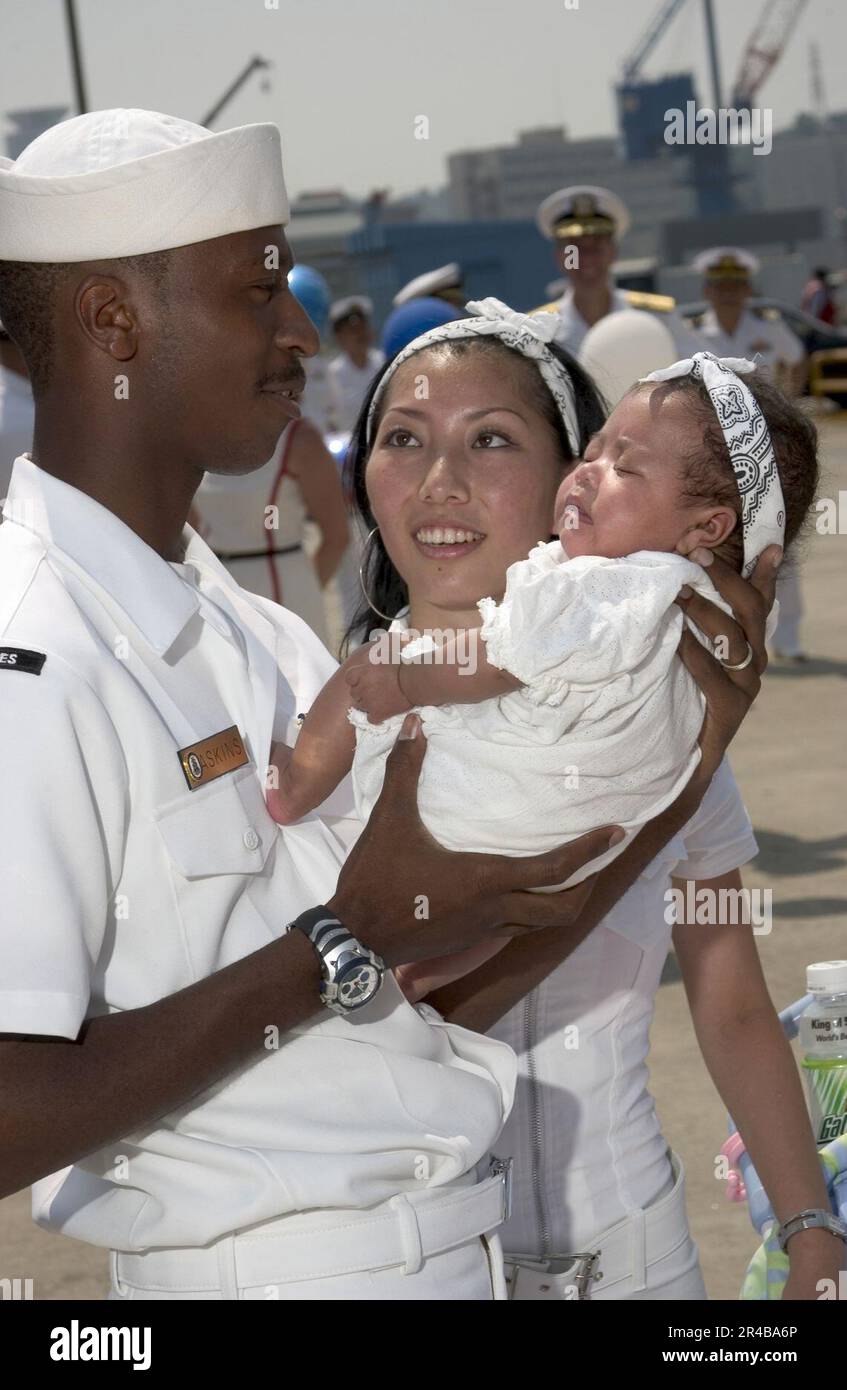 US Navy Seaman assigned to the guided missile destroyer USS Lassen (DDG ...