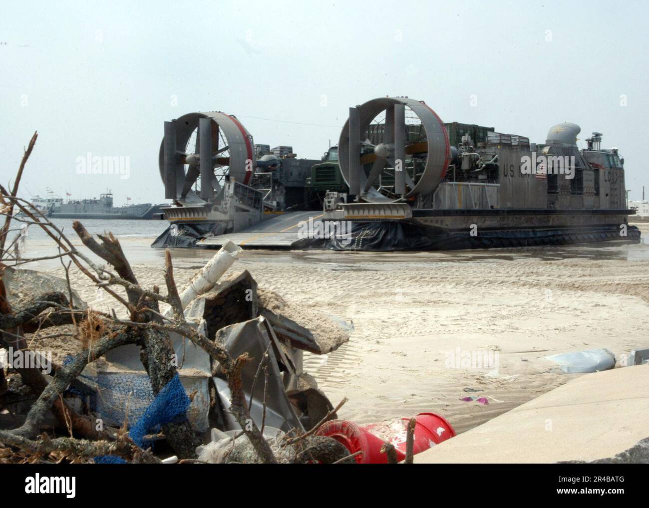US Navy A Landing Craft, Air Cushion (LCAC), from the amphibious ...