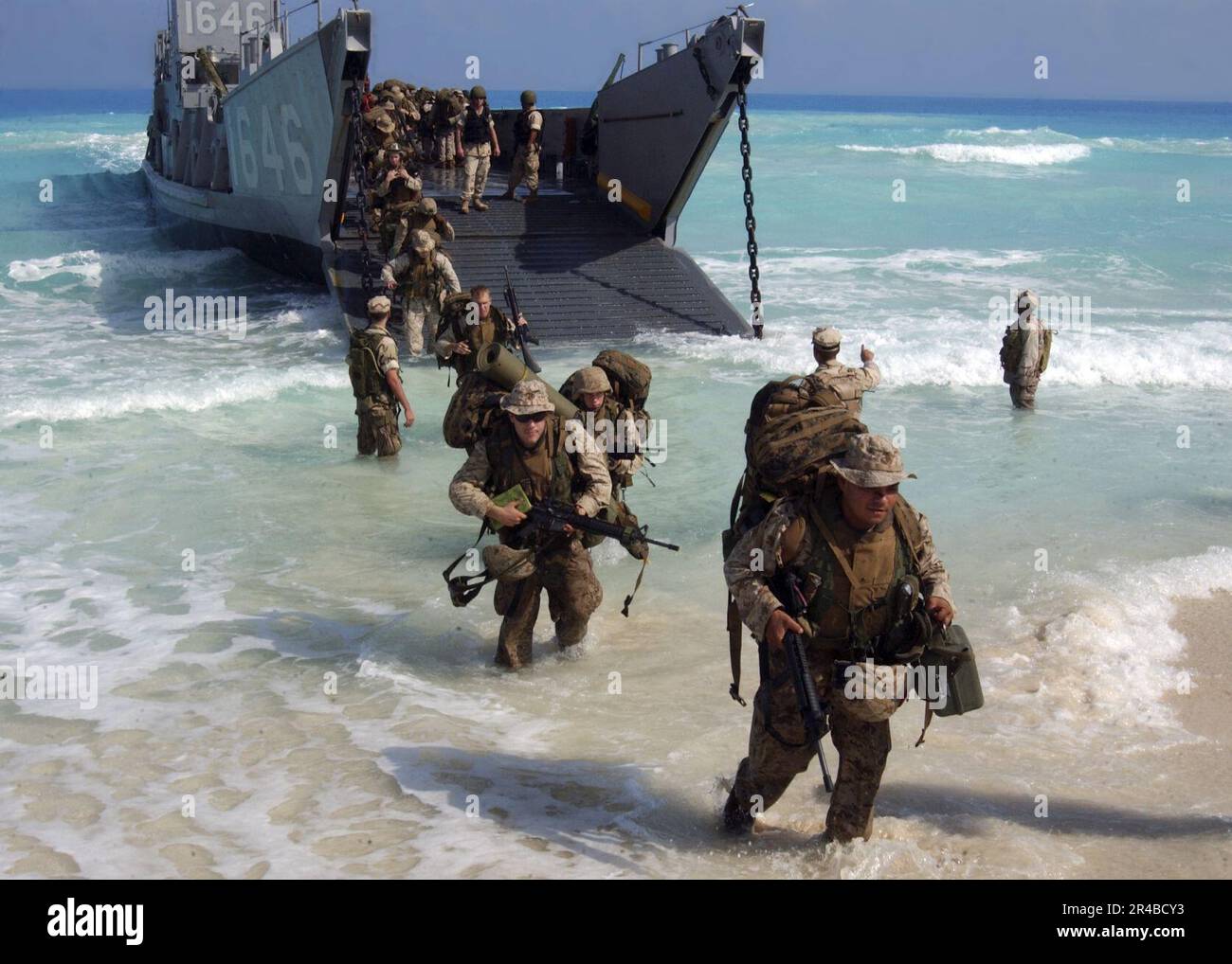 US Navy U.S. Marines from Expeditionary Strike Group One (ESG-1), 13th ...