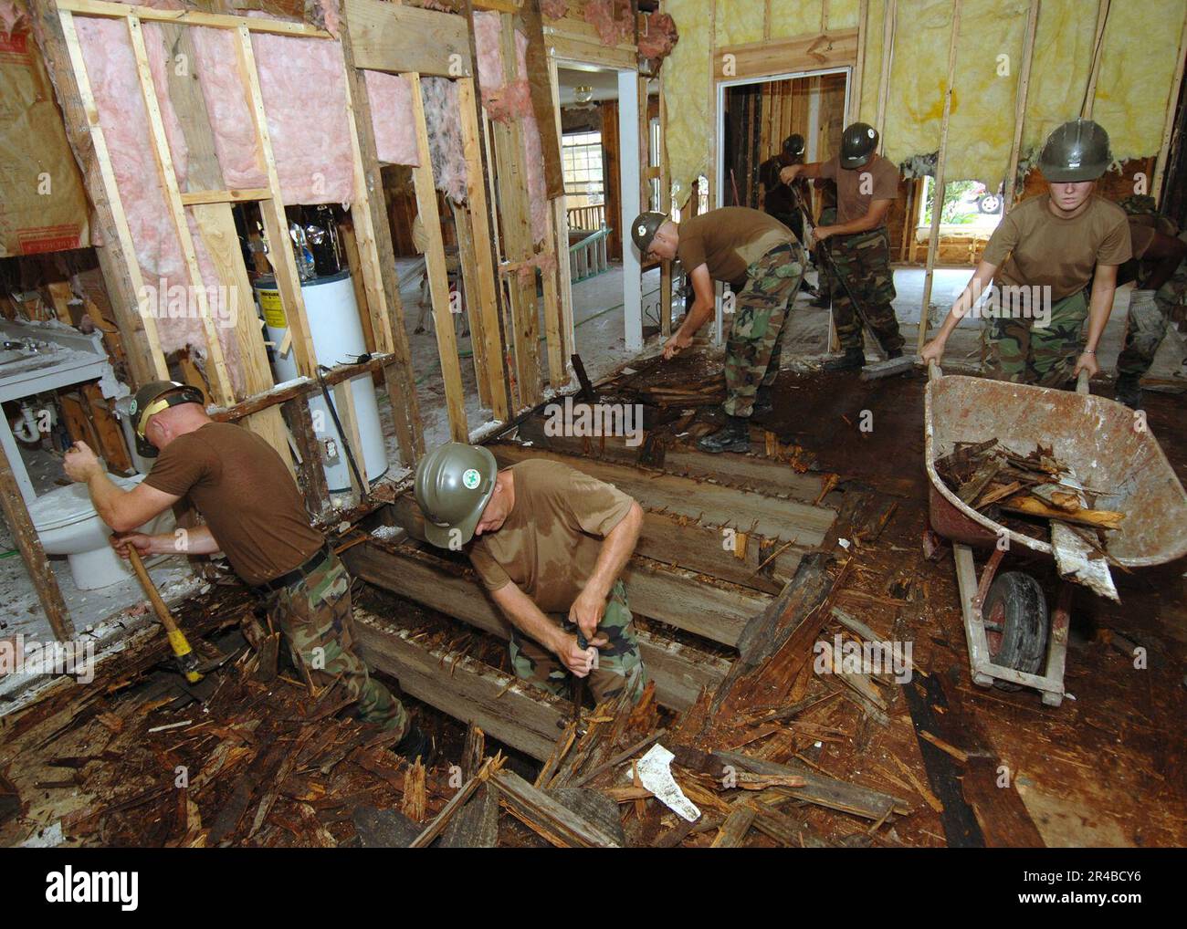 US Navy U.S. Navy Seabees, assigned to Naval Mobile Construction ...