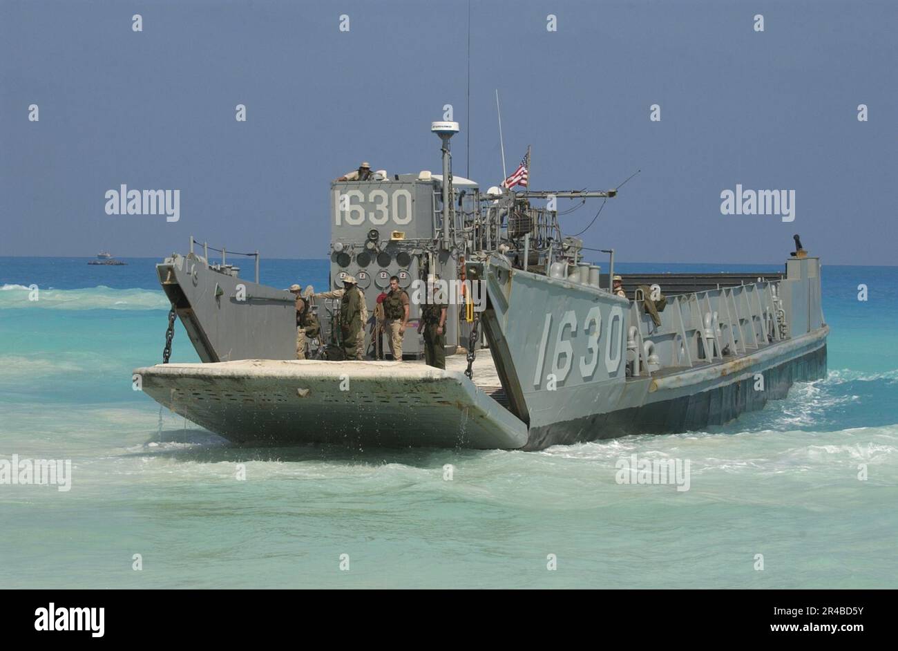 US Navy A Landing Craft Utility (LCU) carrying U.S. Marines assigned to ...