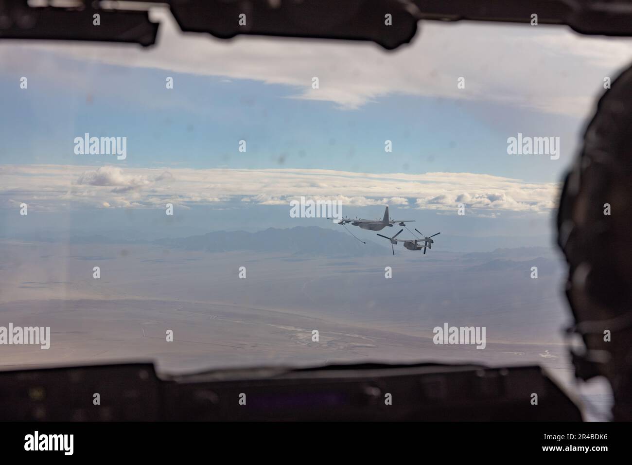 U.S. Marines with Marine Medium Tiltrotor Squadron (VMM) 261 refuel ...