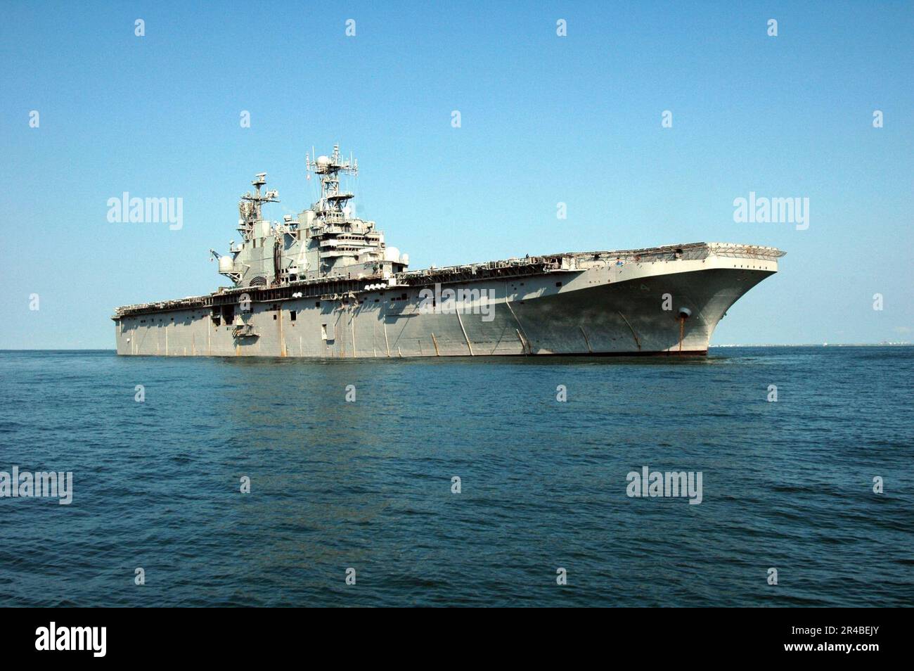 US Navy The amphibious assault ship USS Nassau (LHA 4) sits anchor off ...