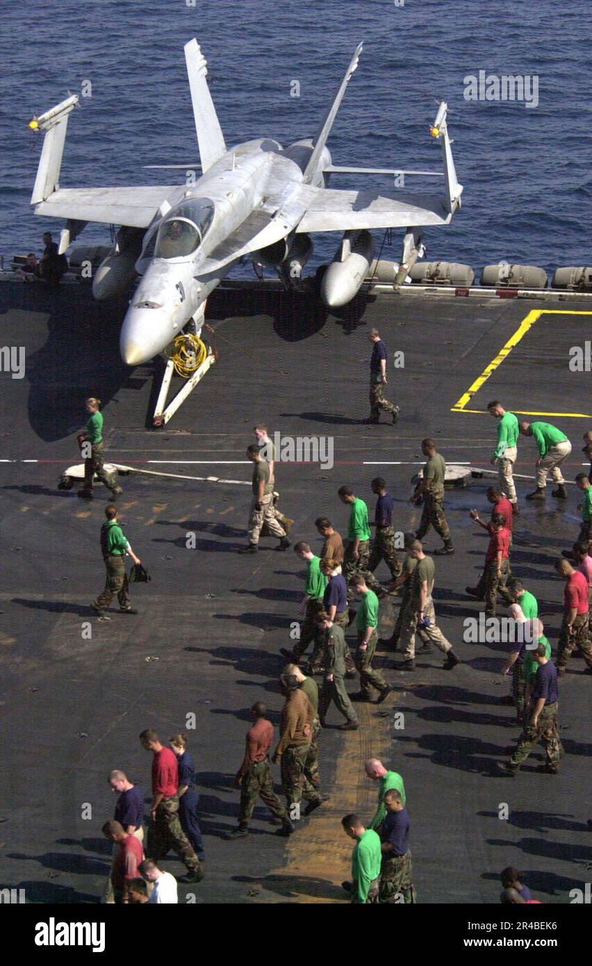 US Navy Persian Gulf (Sept. 23, 2005) – Crew members conduct a Foreign ...