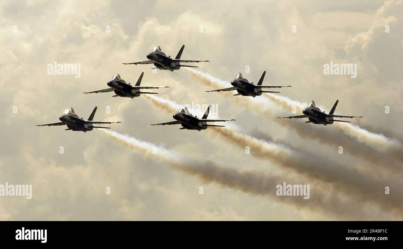 US Navy The Navy's Flight Demonstration team, the Blue Angels performs ...