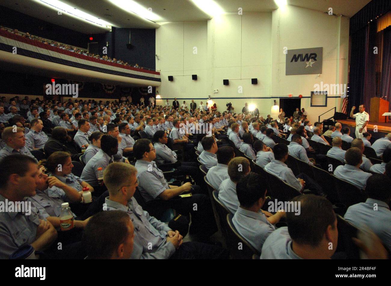US Navy Chief of Naval Operations (CNO) Adm. Mike Mullen speaks to ...