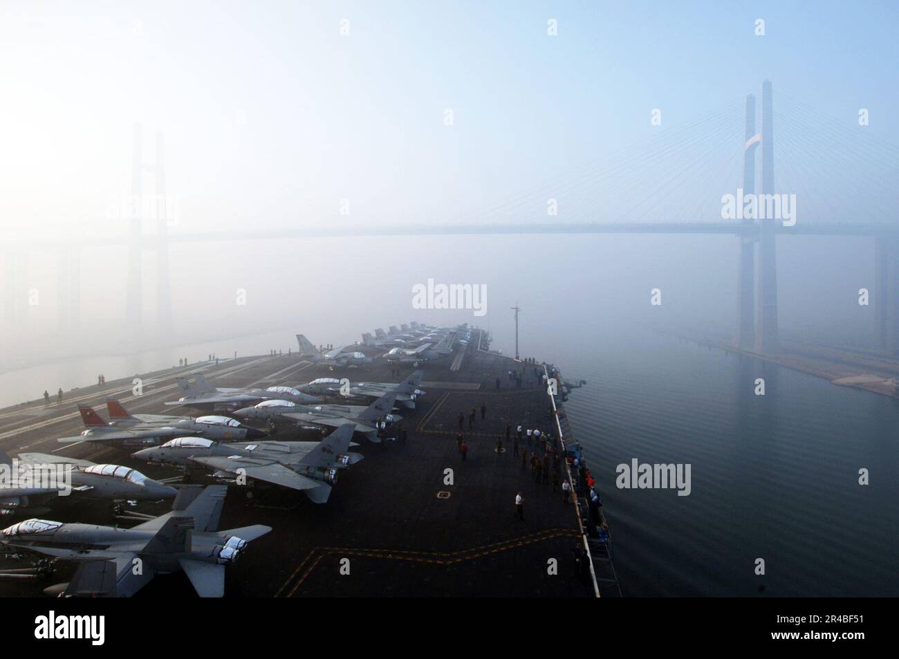 US Navy The Nimitz-class aircraft carrier USS Theodore Roosevelt (CVN ...