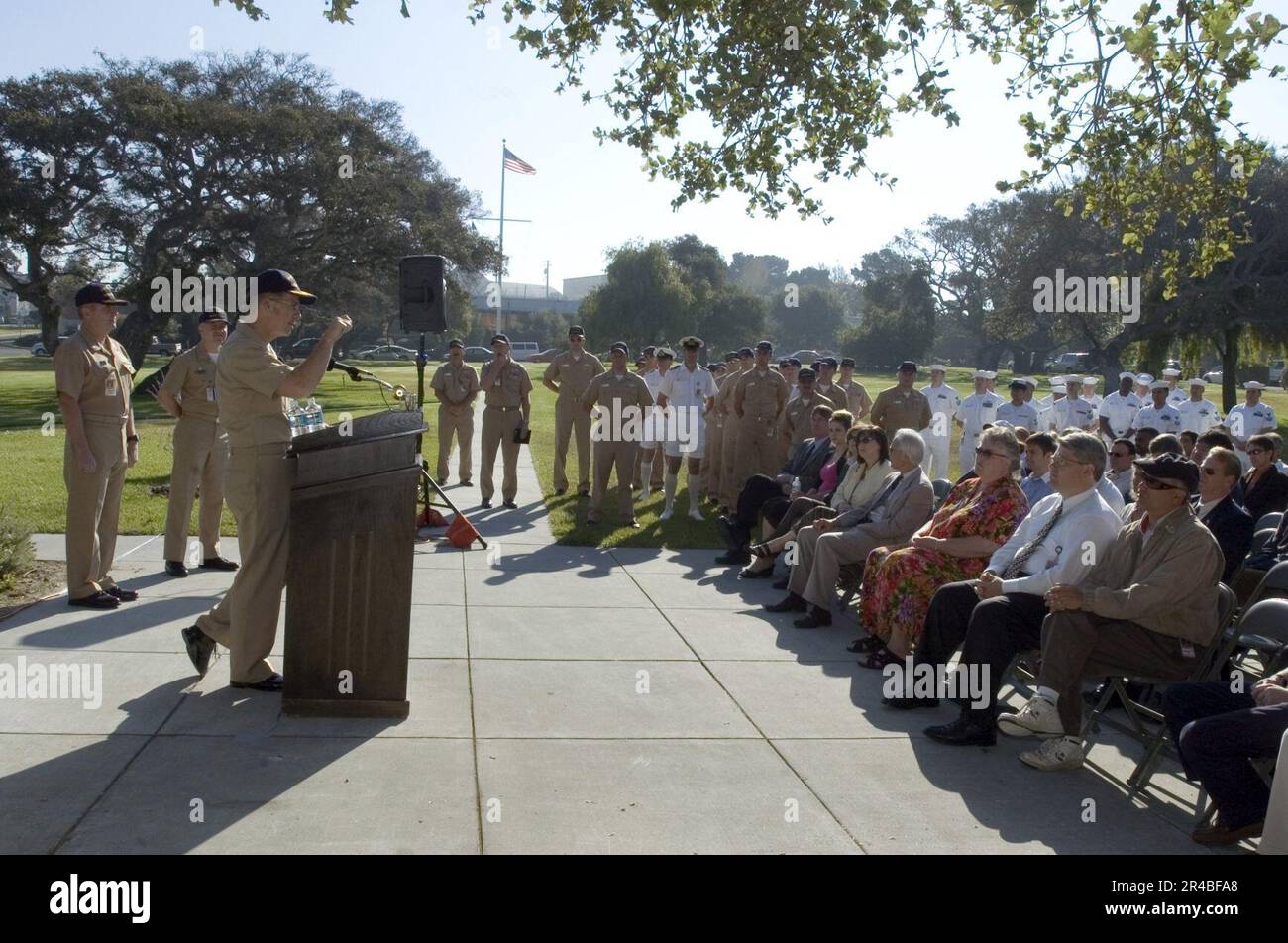US Navy The Chief of Naval Operations (CNO) Adm. Mike Mullen speaks to ...