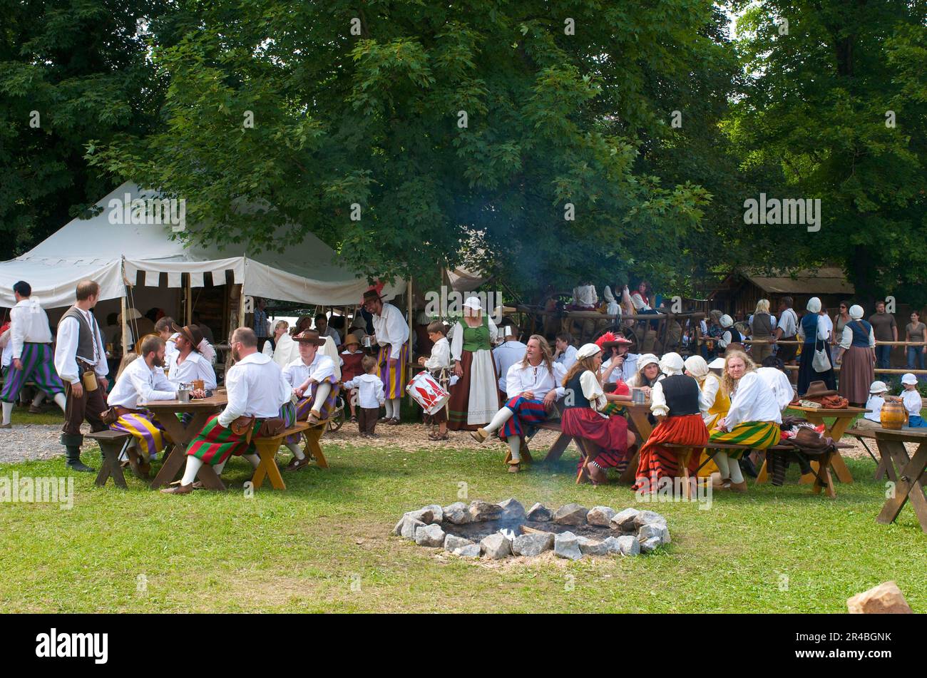 Camp life in the Wallenstein summer of 1630, historical week, Memmingen ...