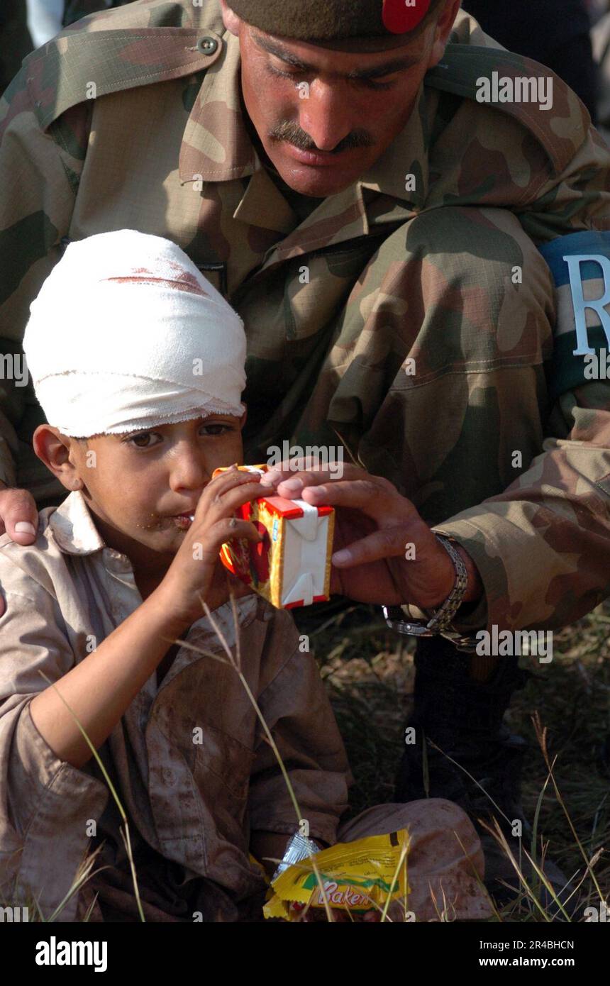 Pakistani boy hi-res stock photography and images - Alamy