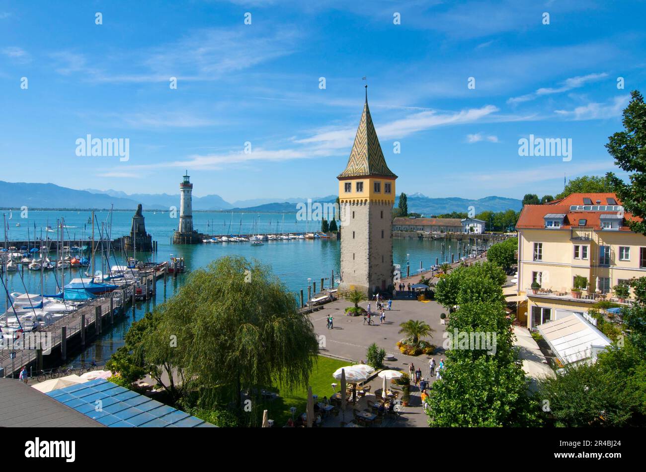 Harbor with Mangturm tower, Lindau, Lake Constance, Bavaria, Germany ...