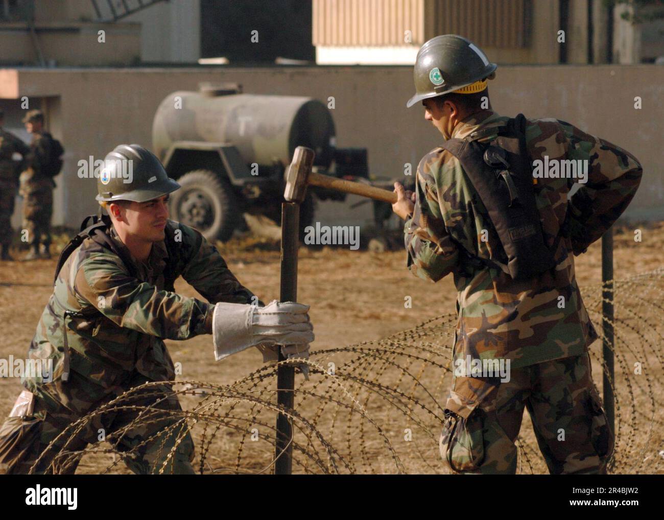 US Navy U.S. Navy Steelworker Constructionman left, and Builder ...