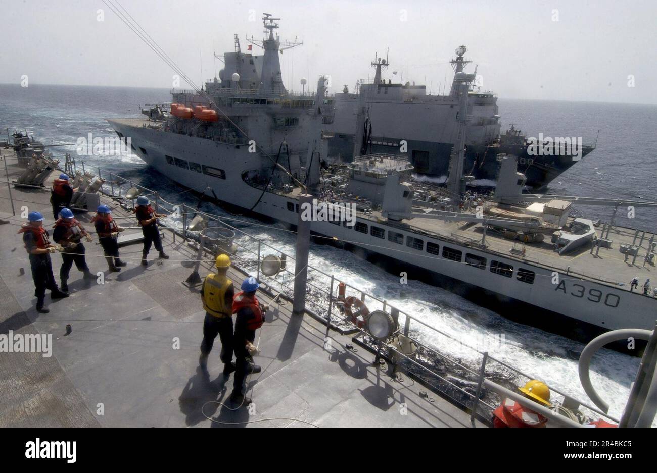 US Navy Sailors aboard the dock landing ship USS Gunston Hall (LSD 44 ...