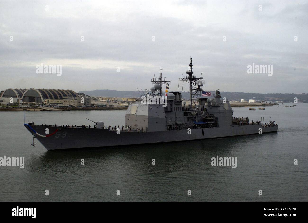 US Navy The guided missile cruiser USS Princeton (CG 59) passes Naval ...