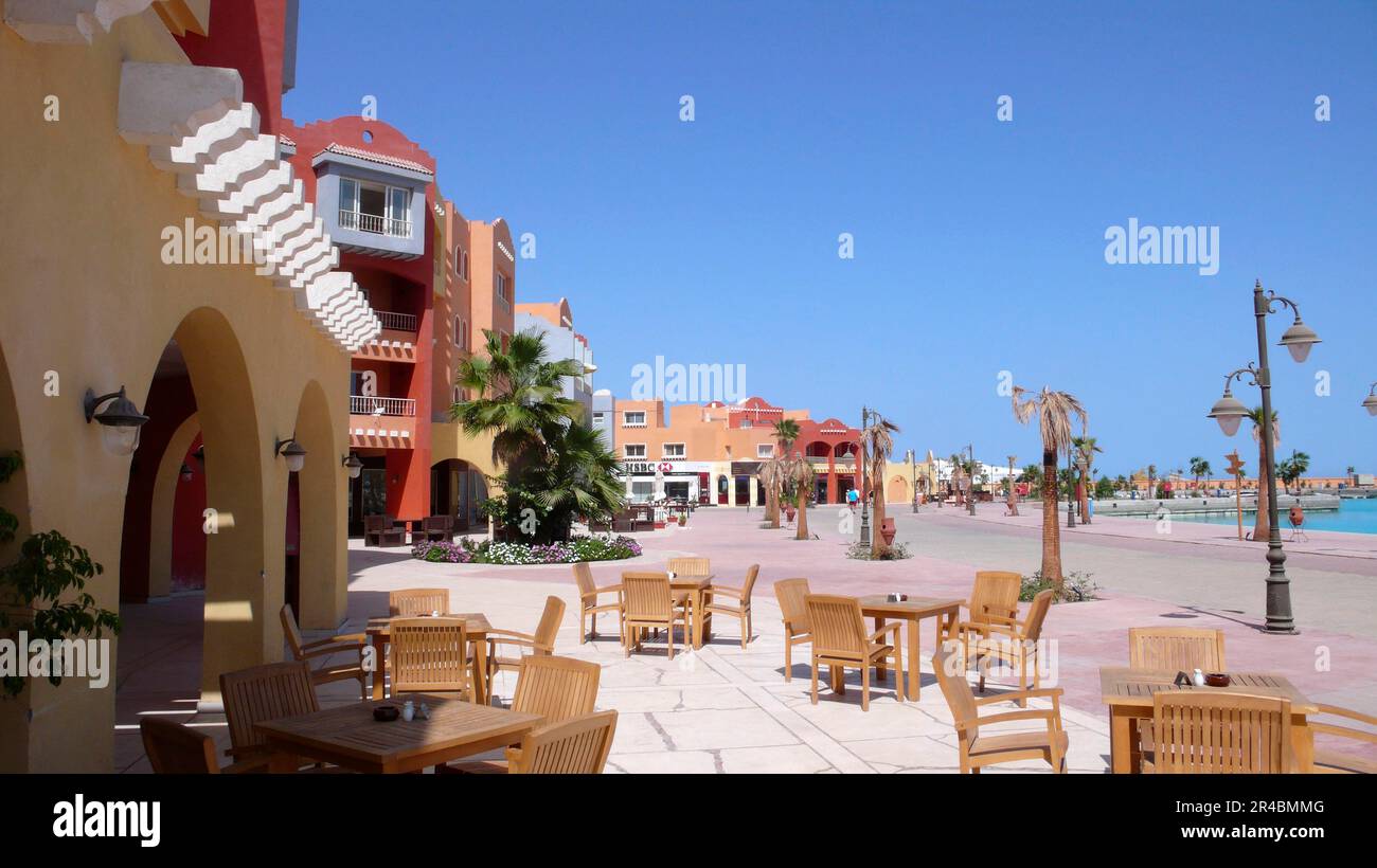 Cafe, Harbour Promenade, New Marina, Marina Boulevard, Hurghada, Egypt ...