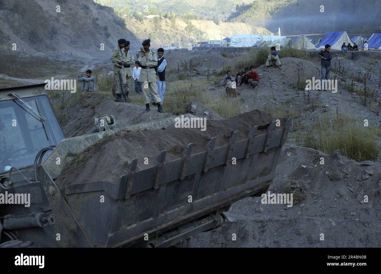 US Navy A U.S. Navy Seabee assigned to Naval Mobile Construction ...