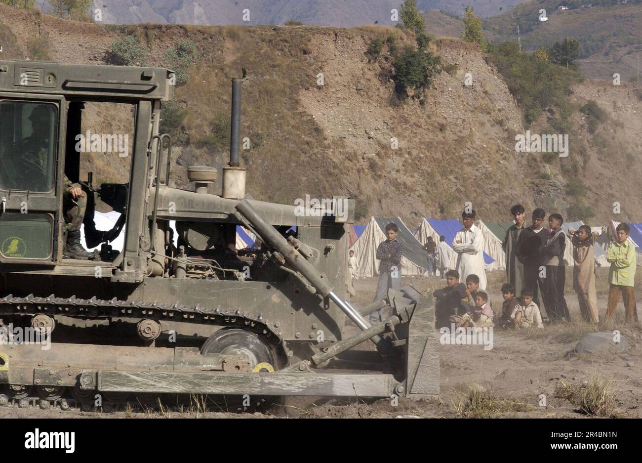 US Navy A U.S. Navy Seabee assigned to Naval Mobile Construction ...