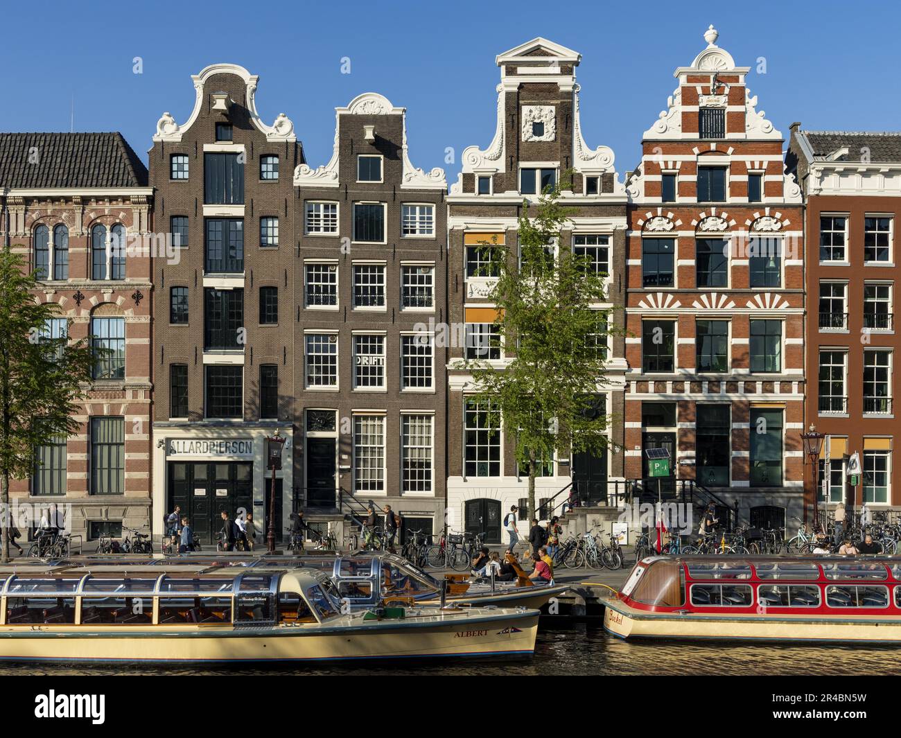 House facade amsterdam hi-res stock photography and images - Alamy