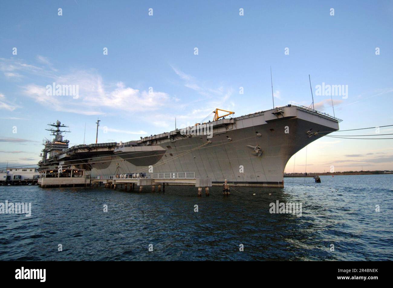 US Navy The Nimitz-class aircraft carrier USS Harry S. Truman (CVN 75 ...