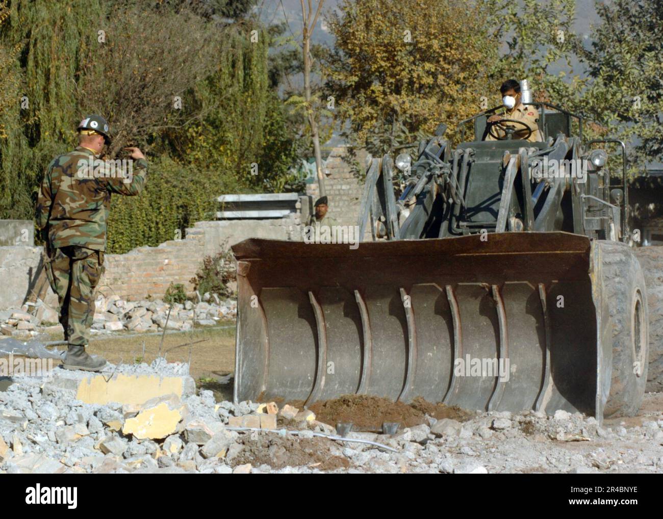 US Navy A U.S. Navy Seabee assigned to Naval Mobile Construction ...