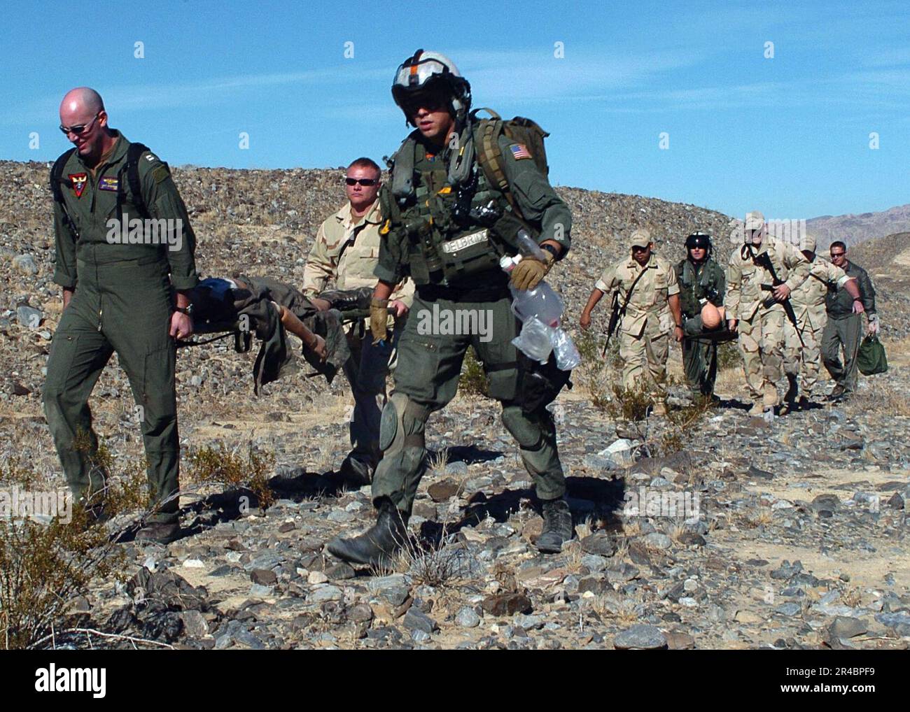 US Navy Search and Rescue instructors from Helicopter Sea Combat ...