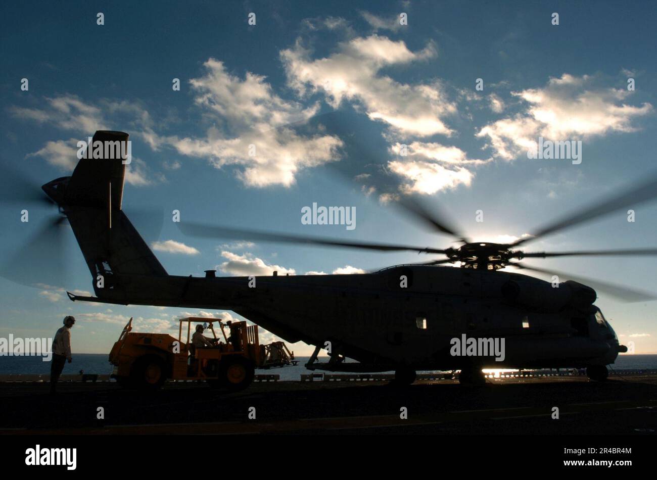US Navy Combat Cargo Marines assigned to the 11th Marine Expeditionary ...