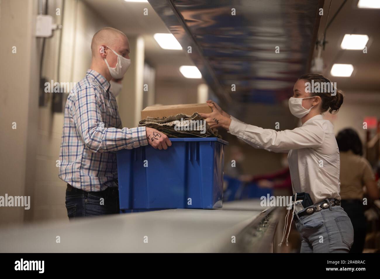 New U.S. Marine Corps recruits of Bravo Company, 1st Recruit Training ...