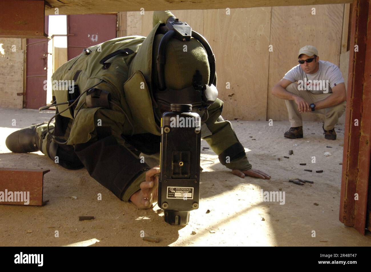 US Navy U.S. Navy Chief Petty Officer watches a Yemen Explosive ...
