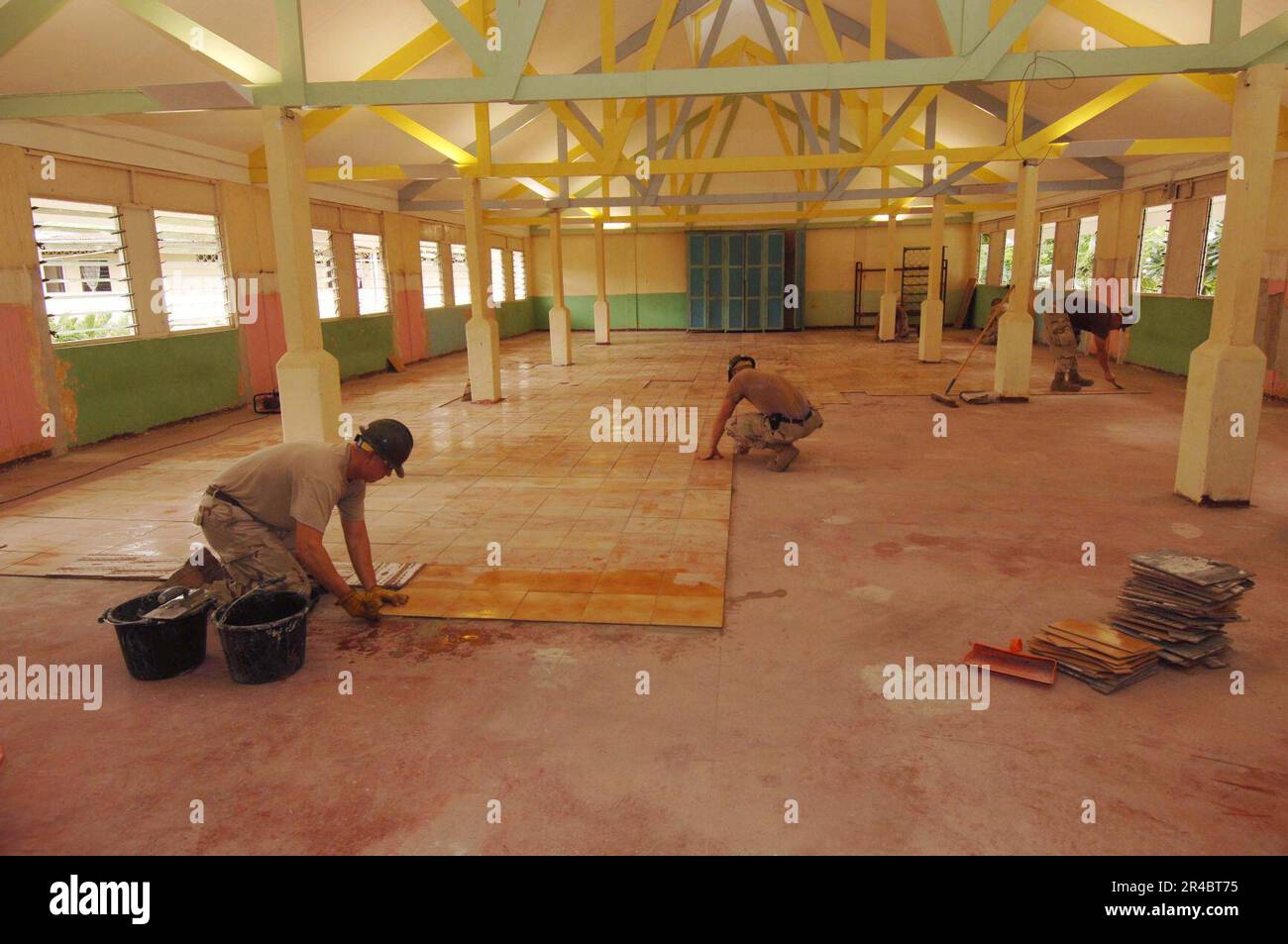 US Navy U.S. Navy Seabees, assigned to Naval Mobile Construction ...