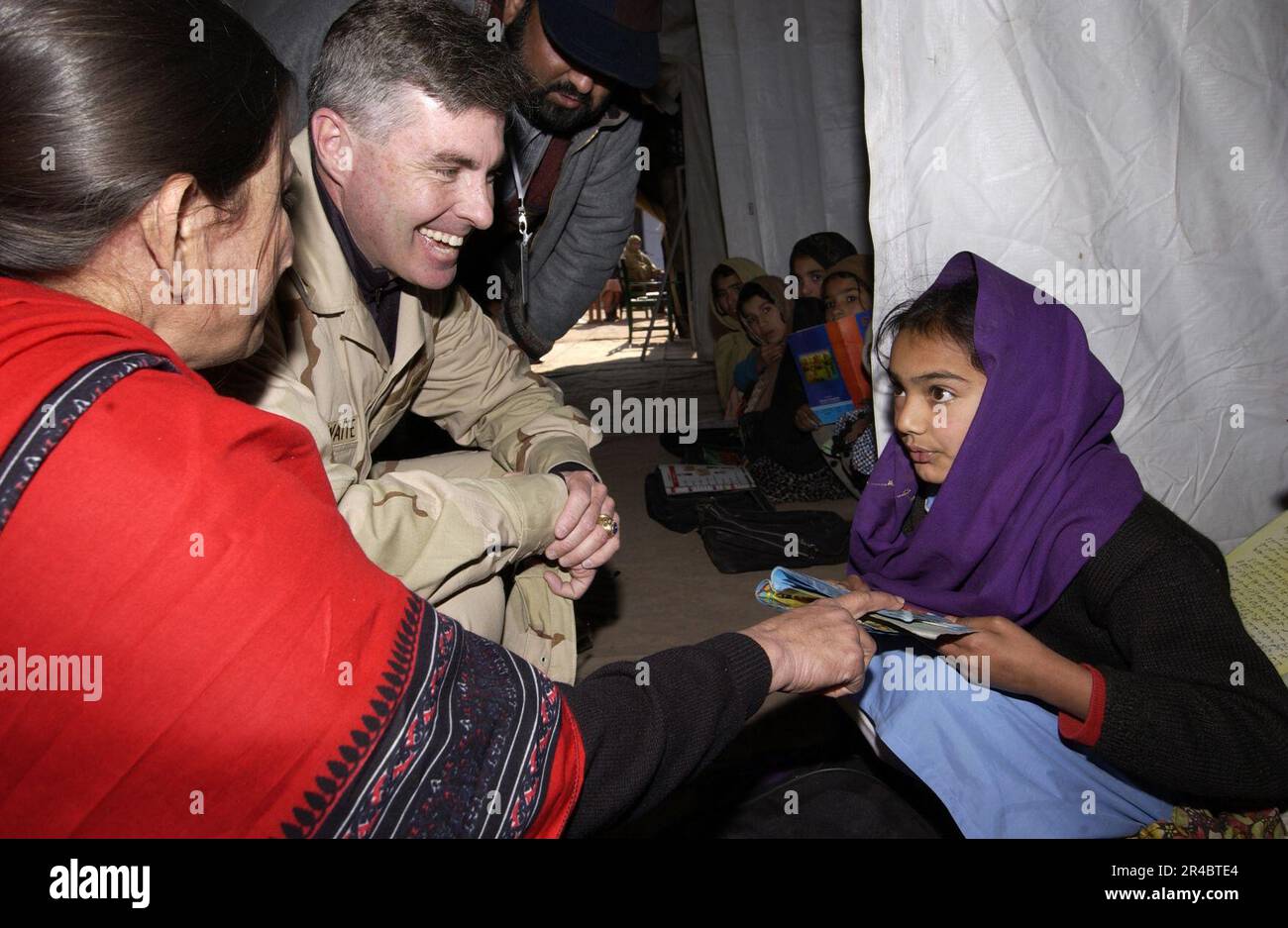 US Navy U.S. Navy assigned to the Disaster Assistance Center Pakistan ...
