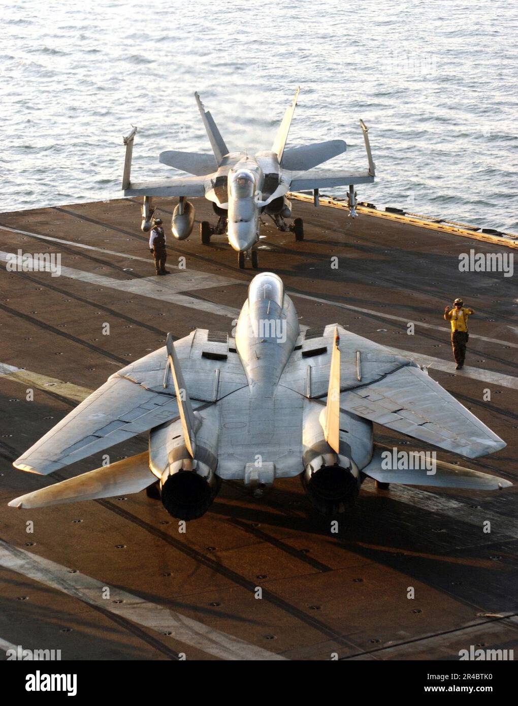 US Navy An F-14D Tomcat assigned to the Tomcatters of Fighter Squadron ...