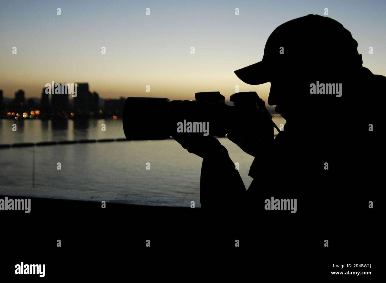 US Navy Photographer's Mate Airman documents surface contacts aboard ...
