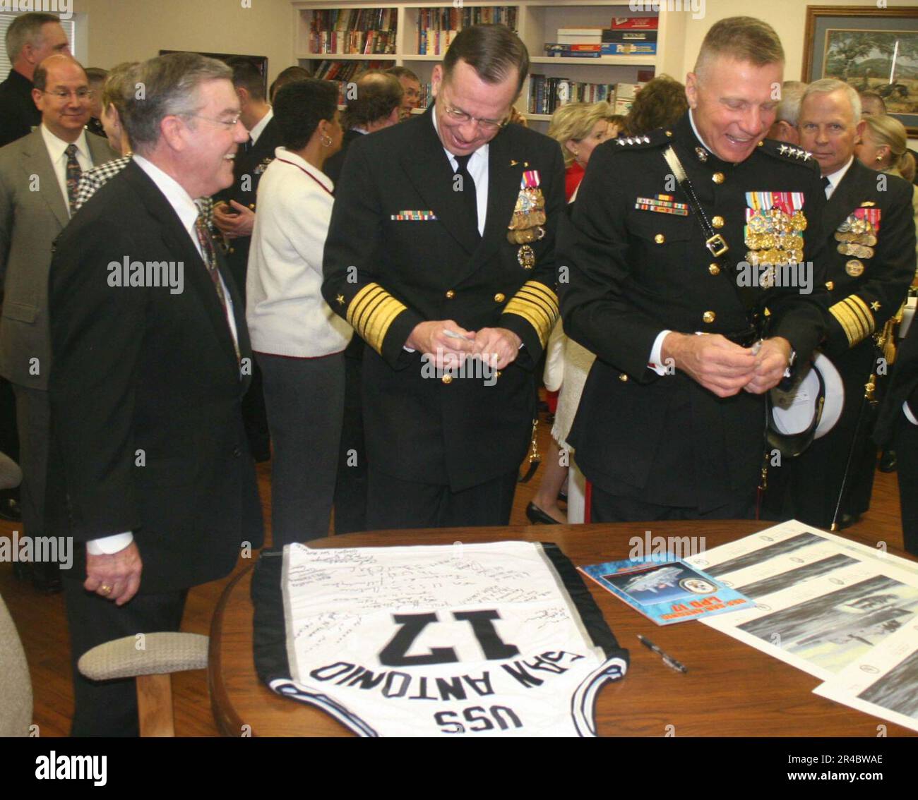 US Navy Chief of Naval Operations, Admiral Mike Mullen, center, and ...