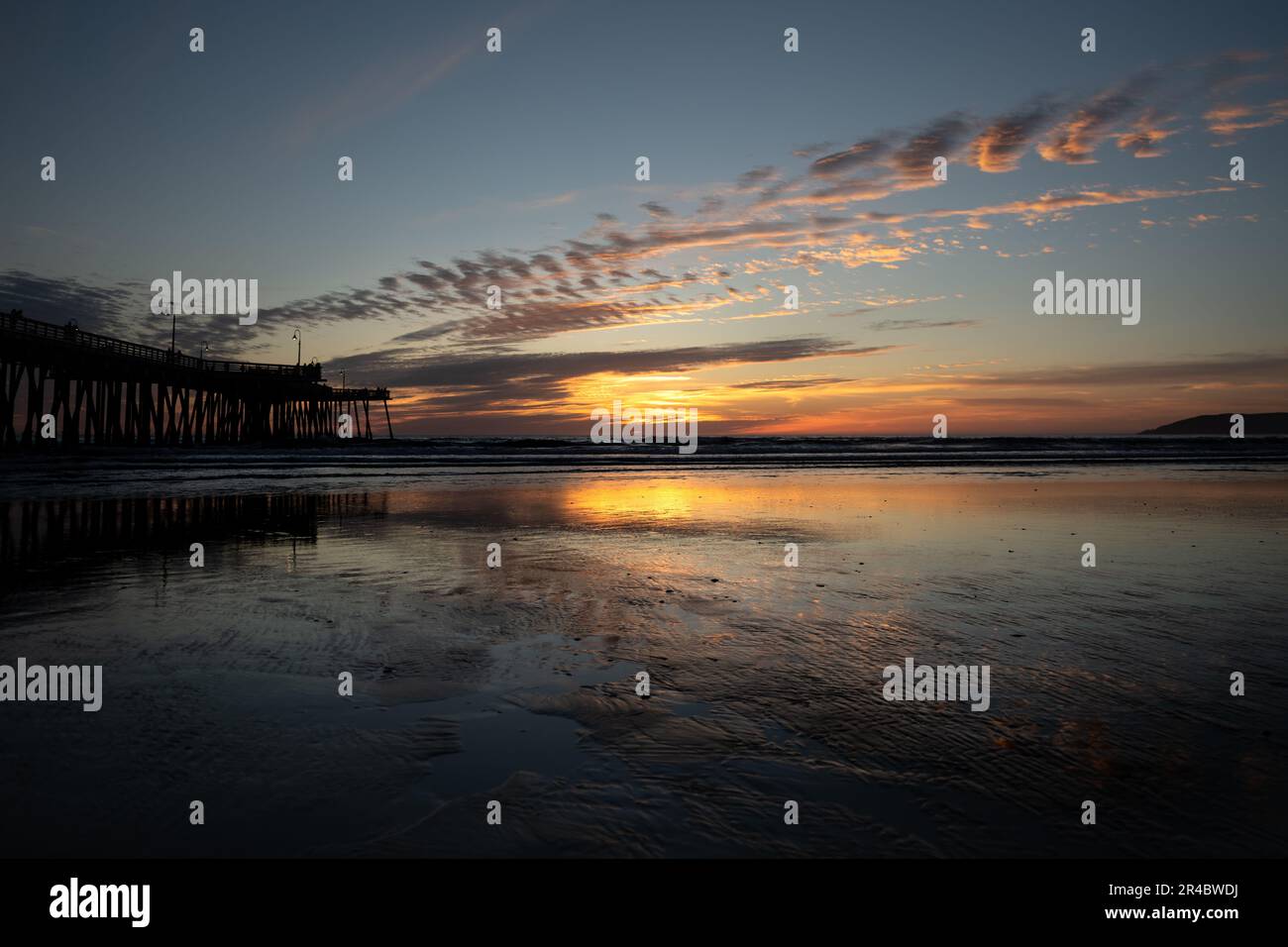 The Pismo Beach at scenic sunset in California, USA Stock Photo - Alamy