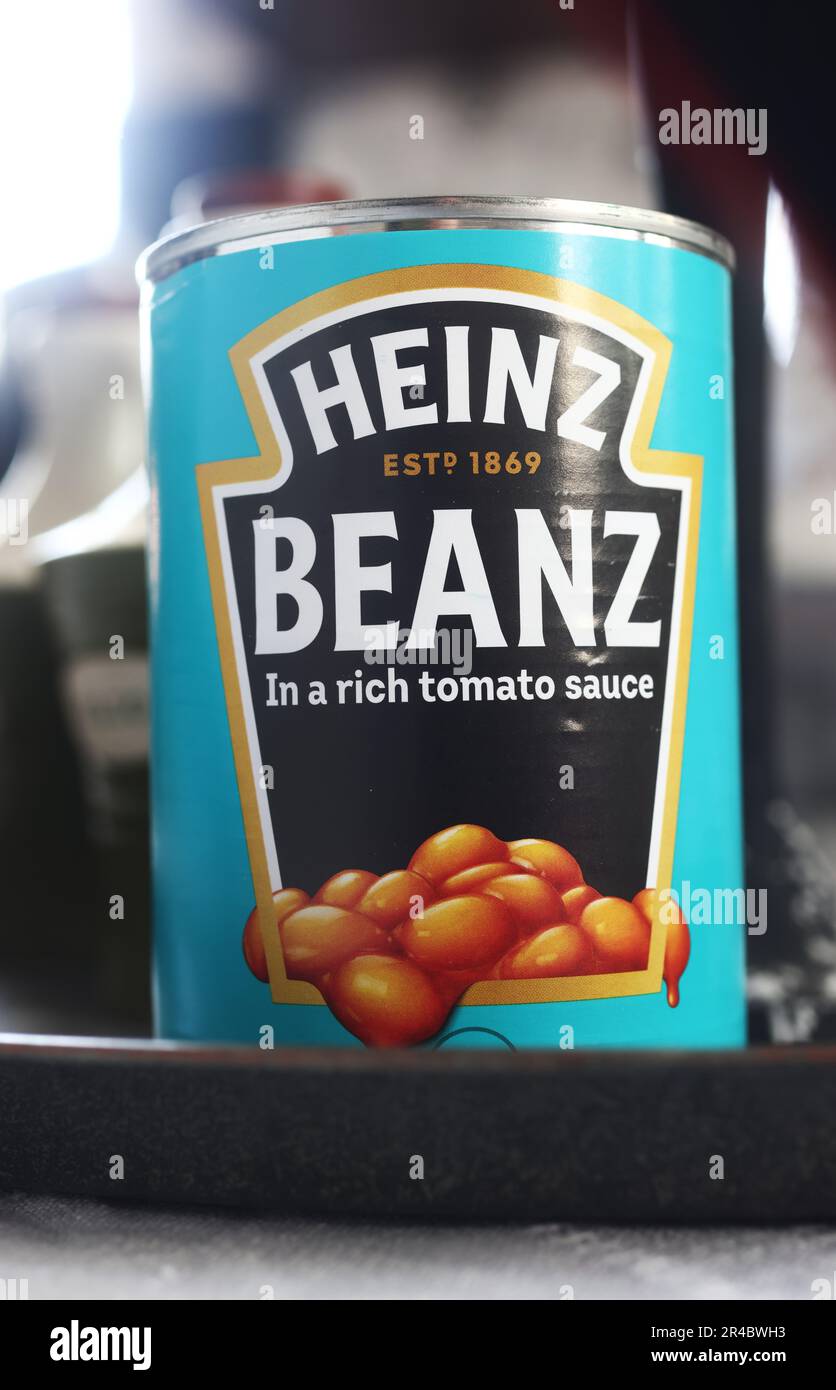 Signs and symbols, a tin of white beans from Heinz, The Kraft Heinz ...
