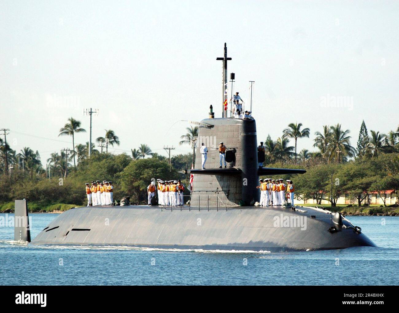 US Navy The Japanese Maritime Self-Defense Force (JMSDF) submarine ...