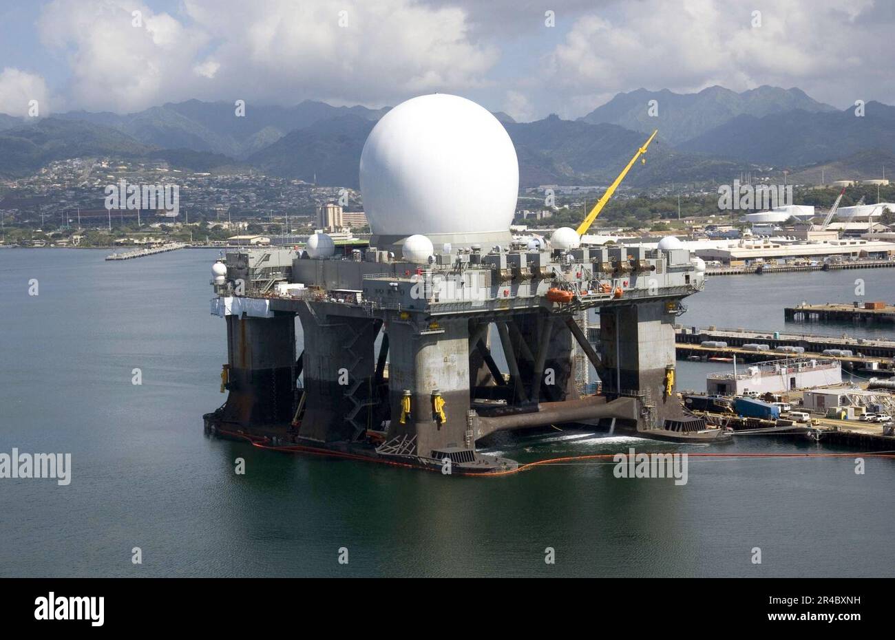 Us navy heavy lift hi-res stock photography and images - Alamy